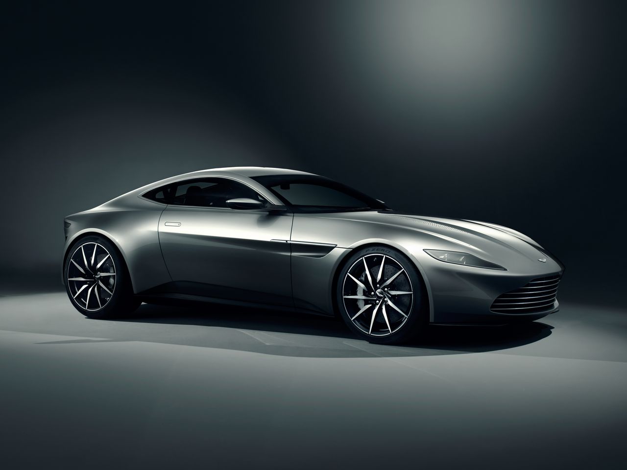 Meet 007’s new Aston Martin, Jaguar and Land Rovers | The Official Blog ...